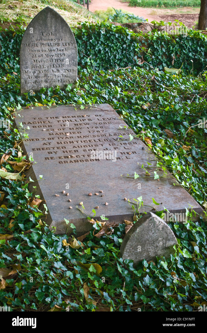 Thomas jefferson grave hi-res stock photography and images - Alamy
