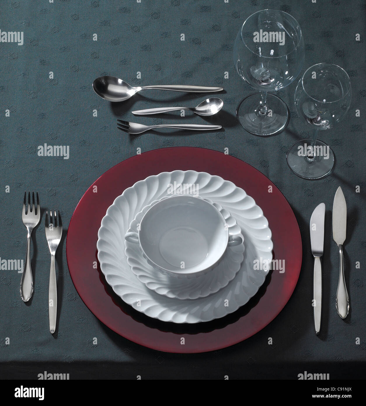 Seen red tablecloth hi-res stock photography and images - Alamy