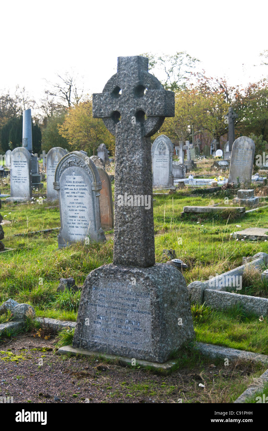 Ankh cross hi-res stock photography and images - Alamy