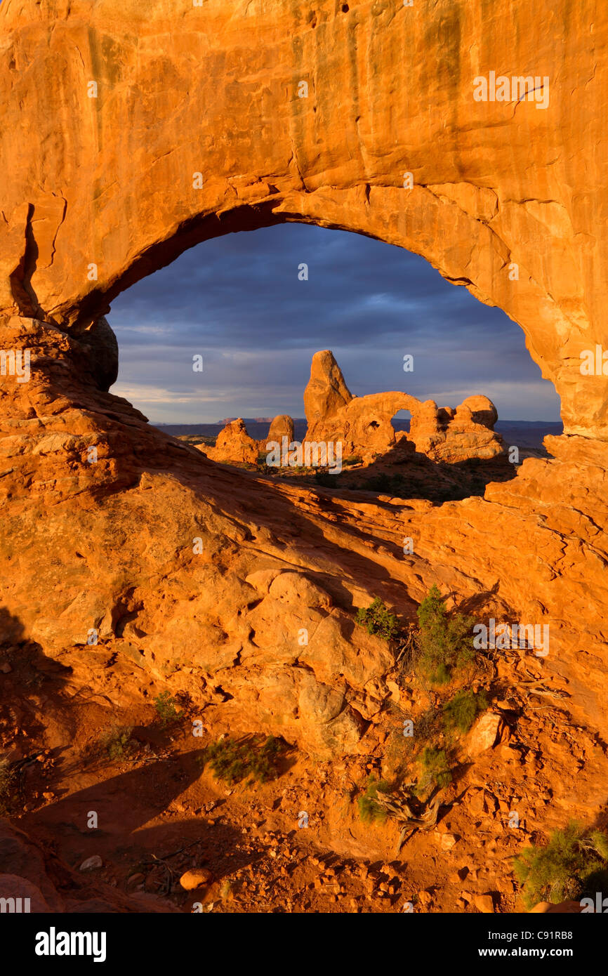 North window arch hi-res stock photography and images - Alamy