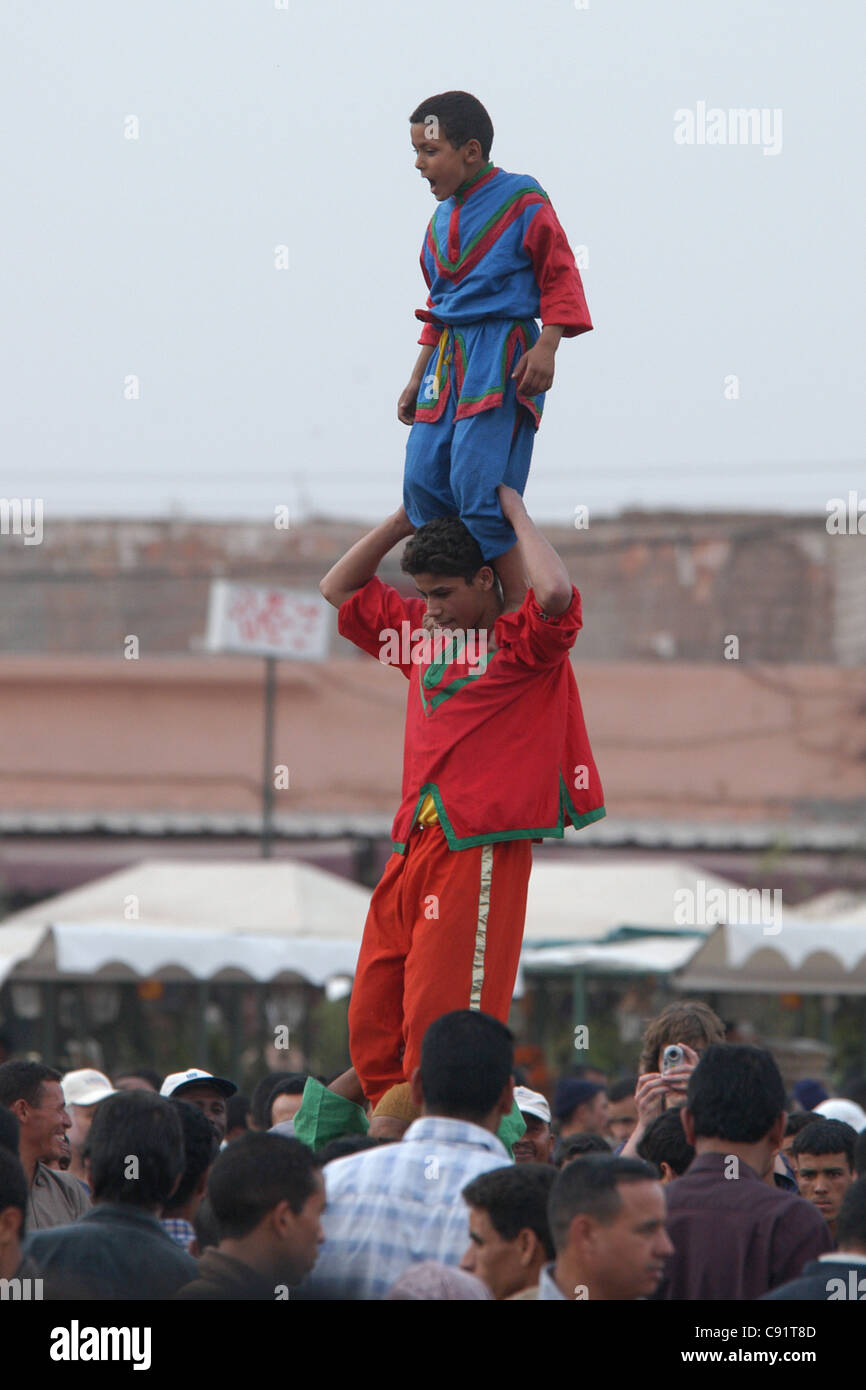 Jemaa el fna acrobat hi-res stock photography and images - Alamy