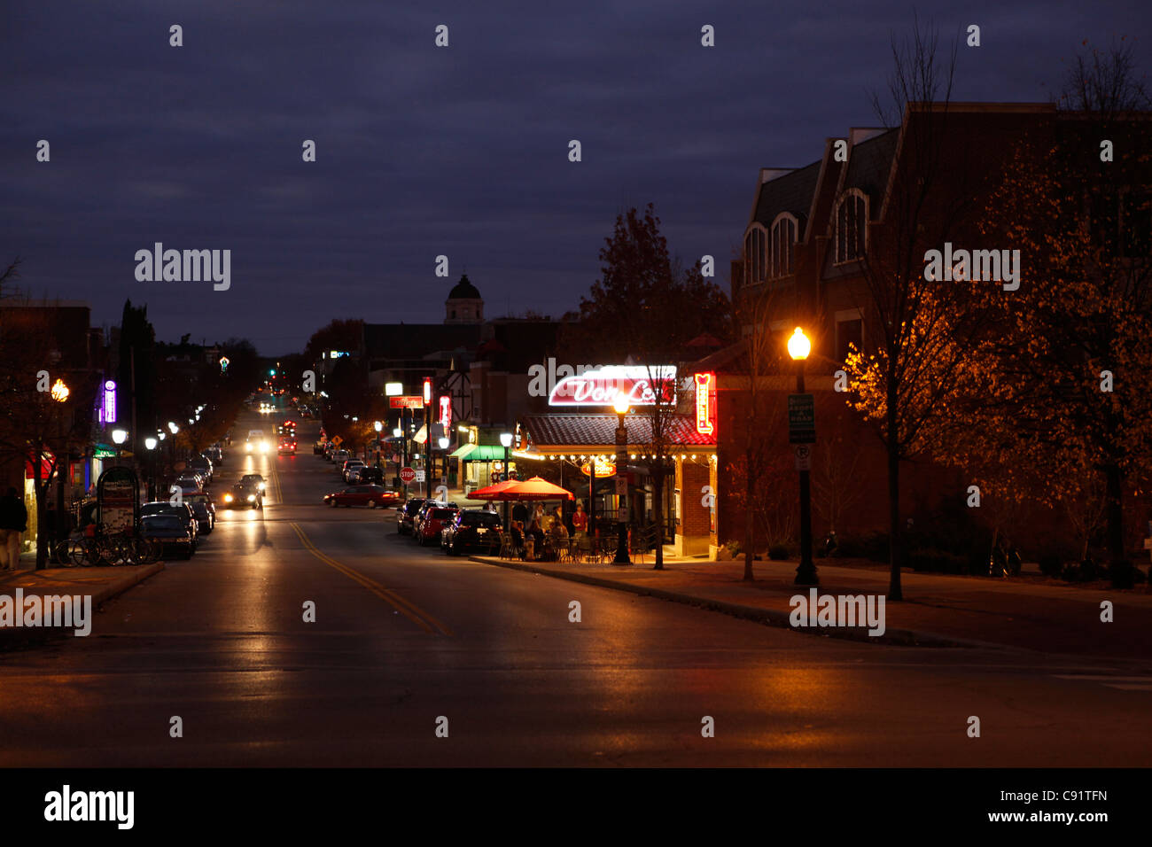 Kirkwood avenue bloomington indiana indiana hi-res stock photography ...