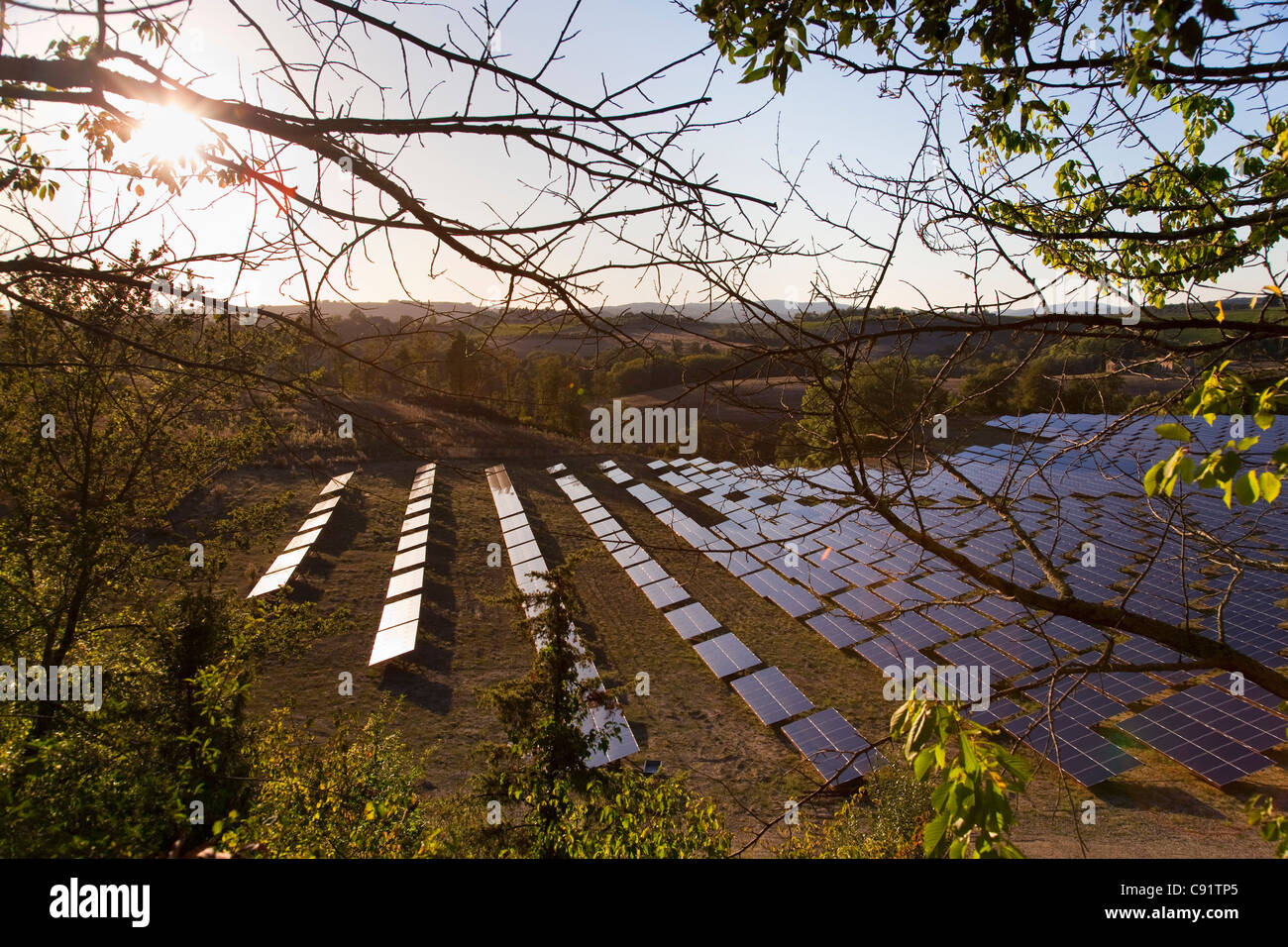 Solar panel aerial hi-res stock photography and images - Alamy