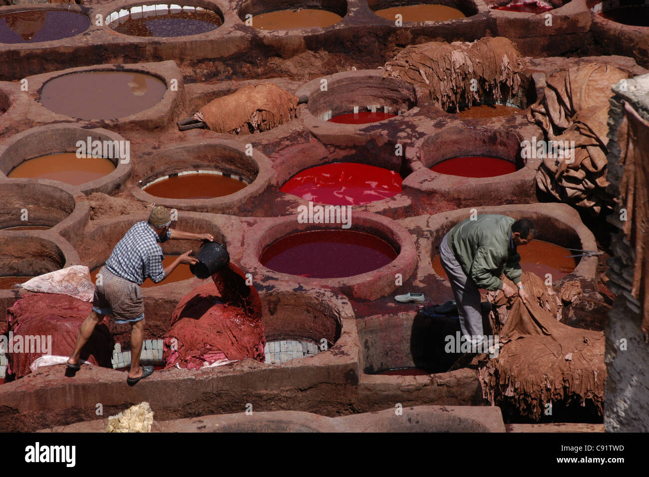 Moroccan dye pits hi-res stock photography and images - Alamy
