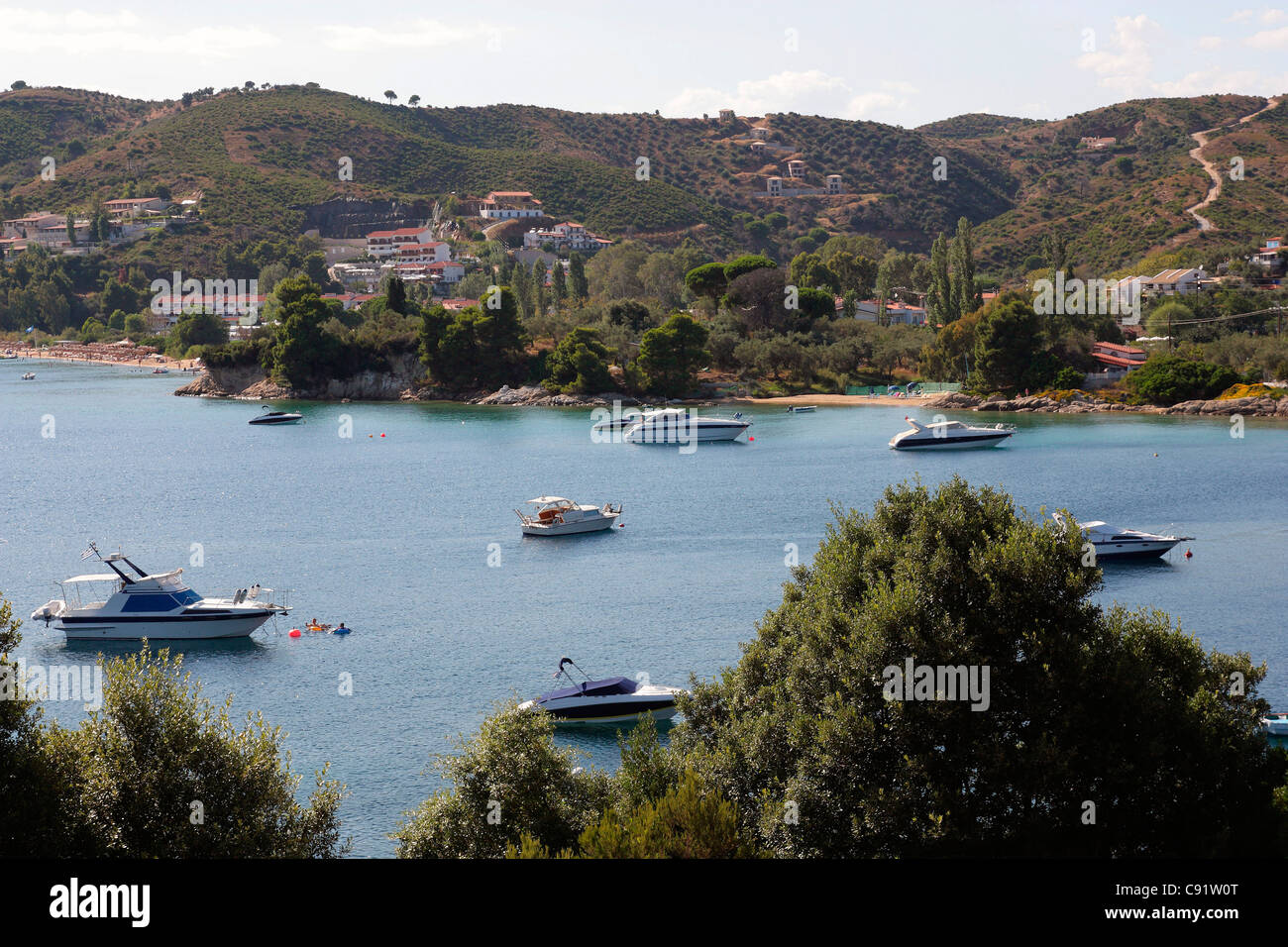 Boats at Kolios Beach, Skiathos, Greece Stock Photo - Alamy