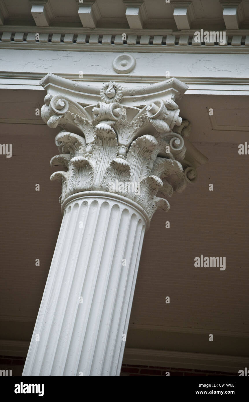 Architectural colum hi-res stock photography and images - Alamy