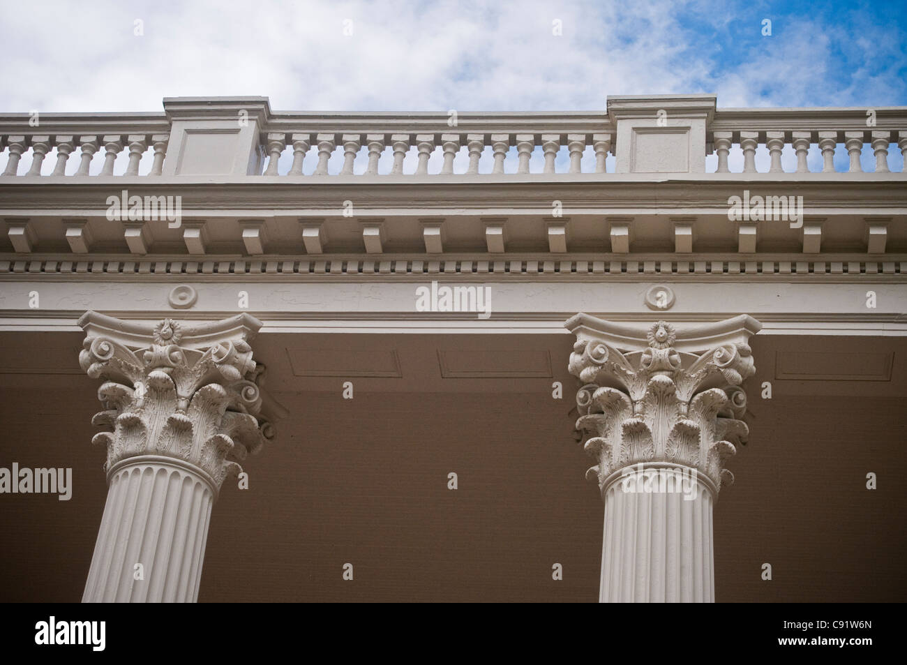 Corinthian col hi-res stock photography and images - Alamy