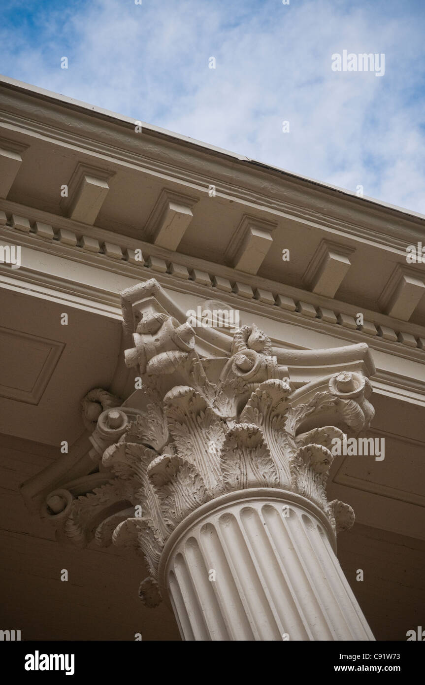 Architectural colum hi-res stock photography and images - Alamy