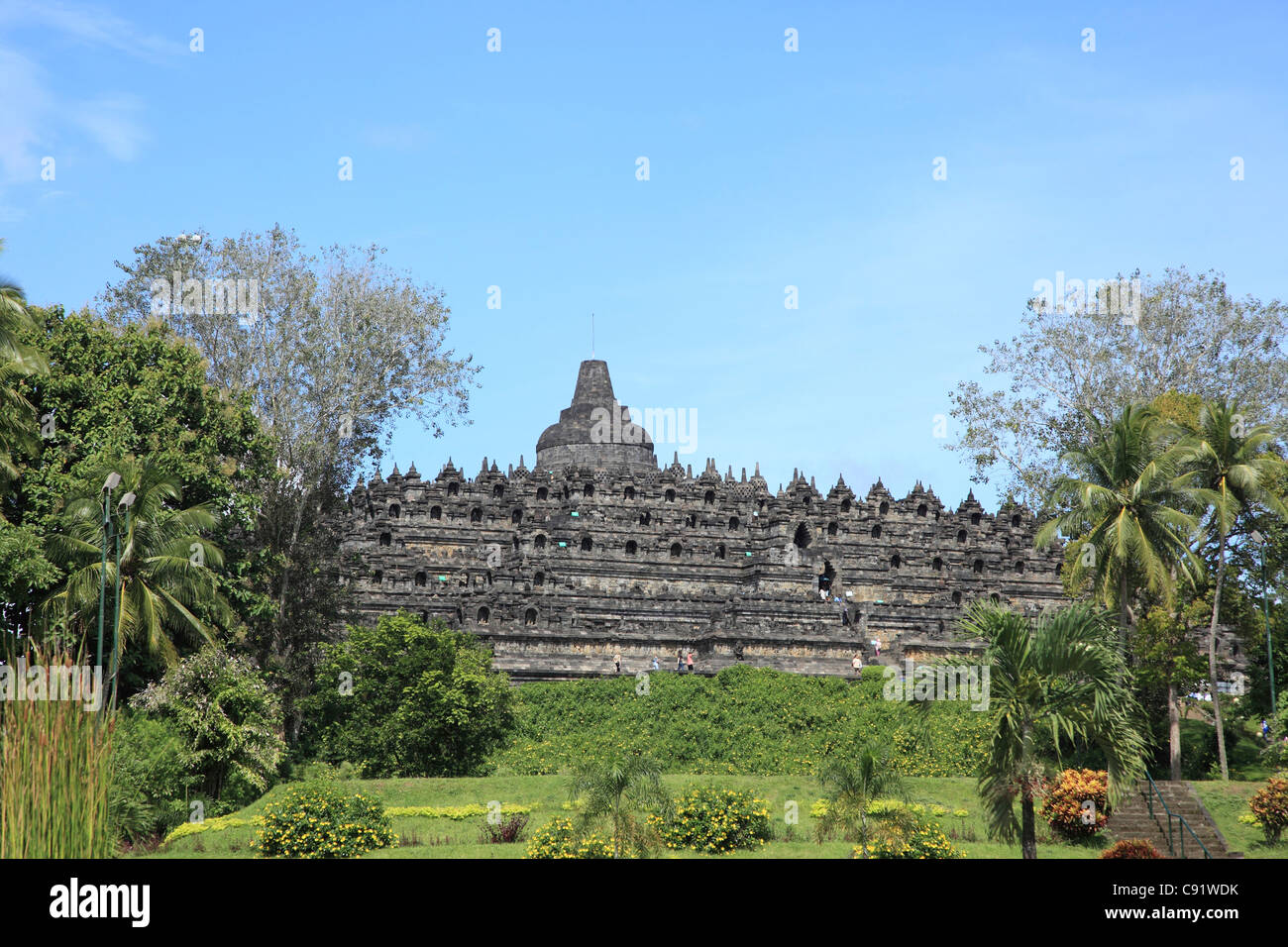 Borobudur is a 9th-century Mahayana Buddhist monument in Central Java ...