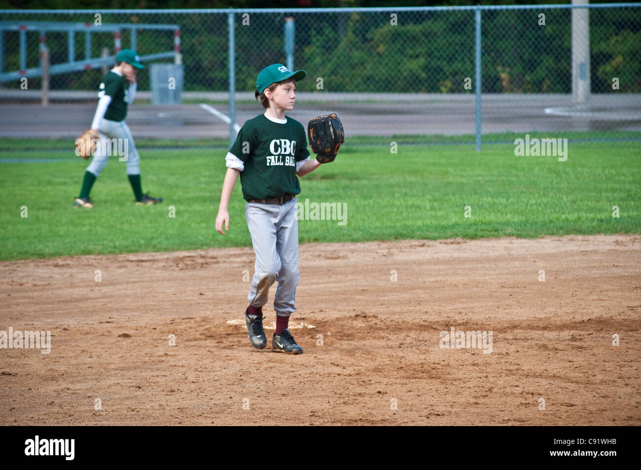 Baseball second baseman hi-res stock photography and images - Alamy