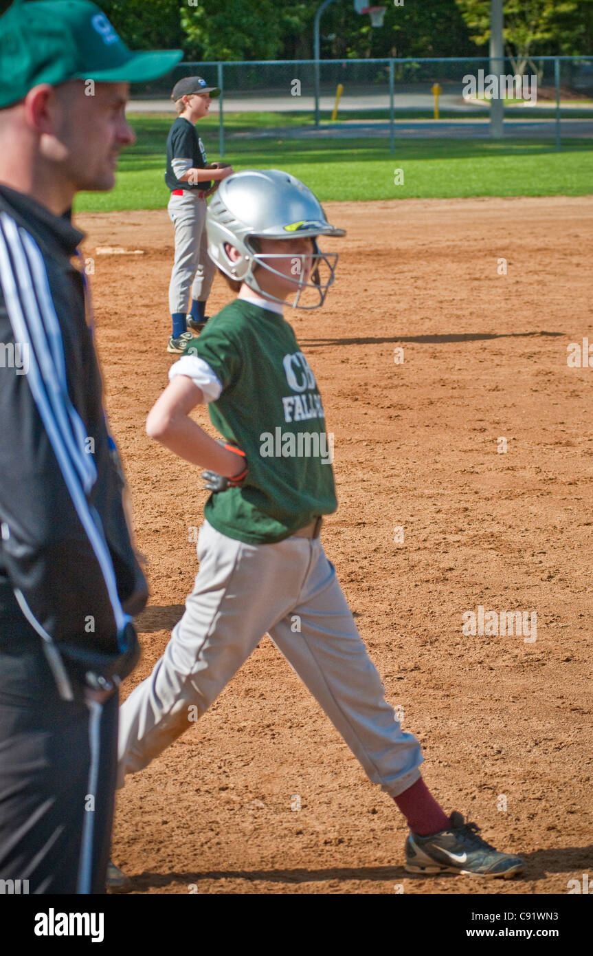 Base exercises hi-res stock photography and images - Alamy