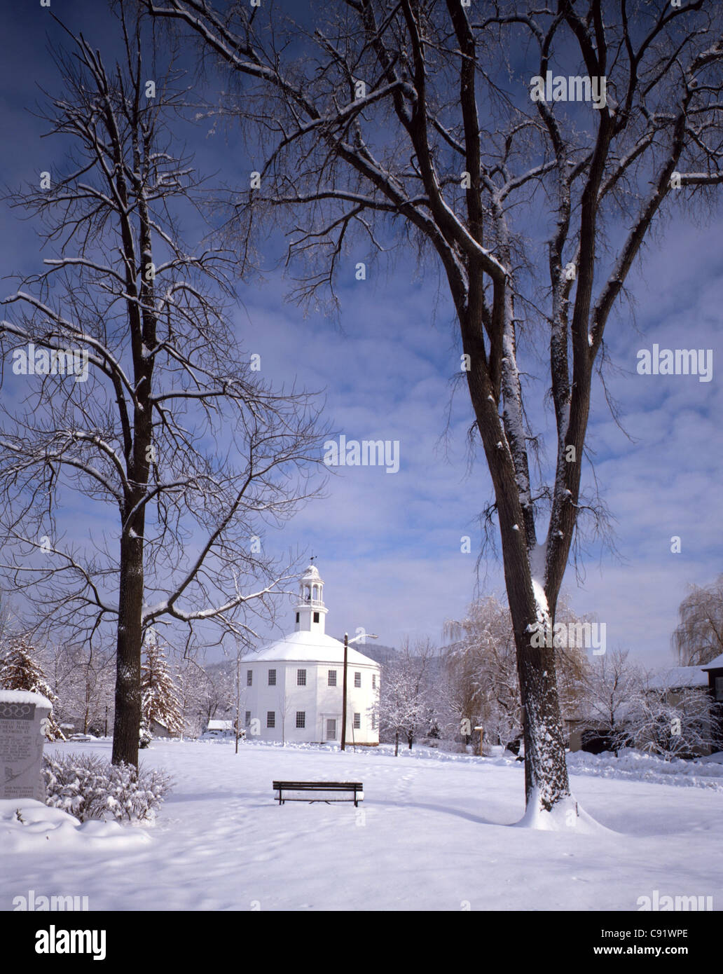 Round Church, VT Stock Photo - Alamy
