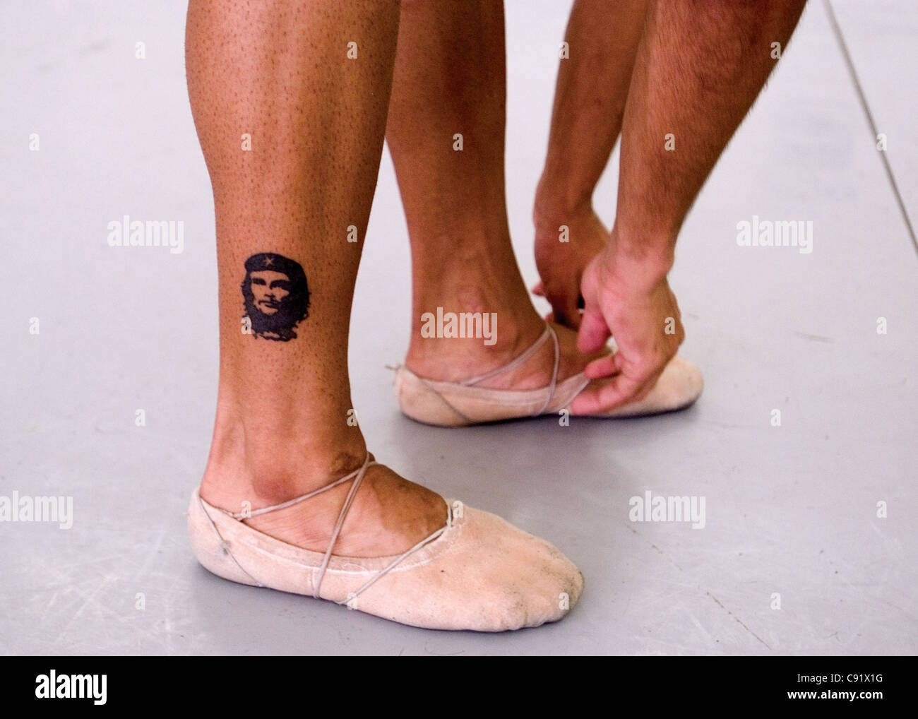 Tattoo on a male dancer from the National School of Ballet (Alicia ...