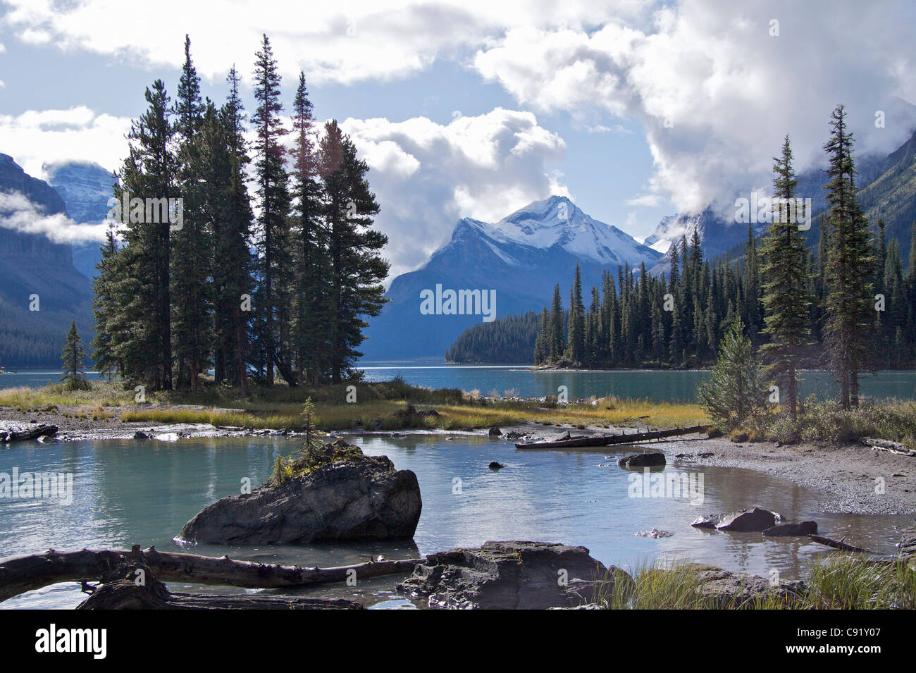 The Jasper national park in the Canadian Rockies is a large area of ...