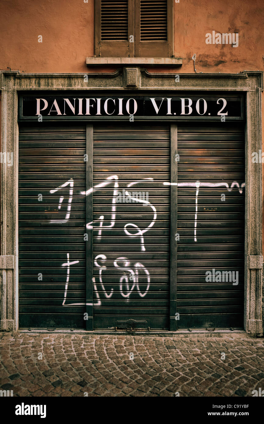 Old italy shop hi-res stock photography and images - Alamy