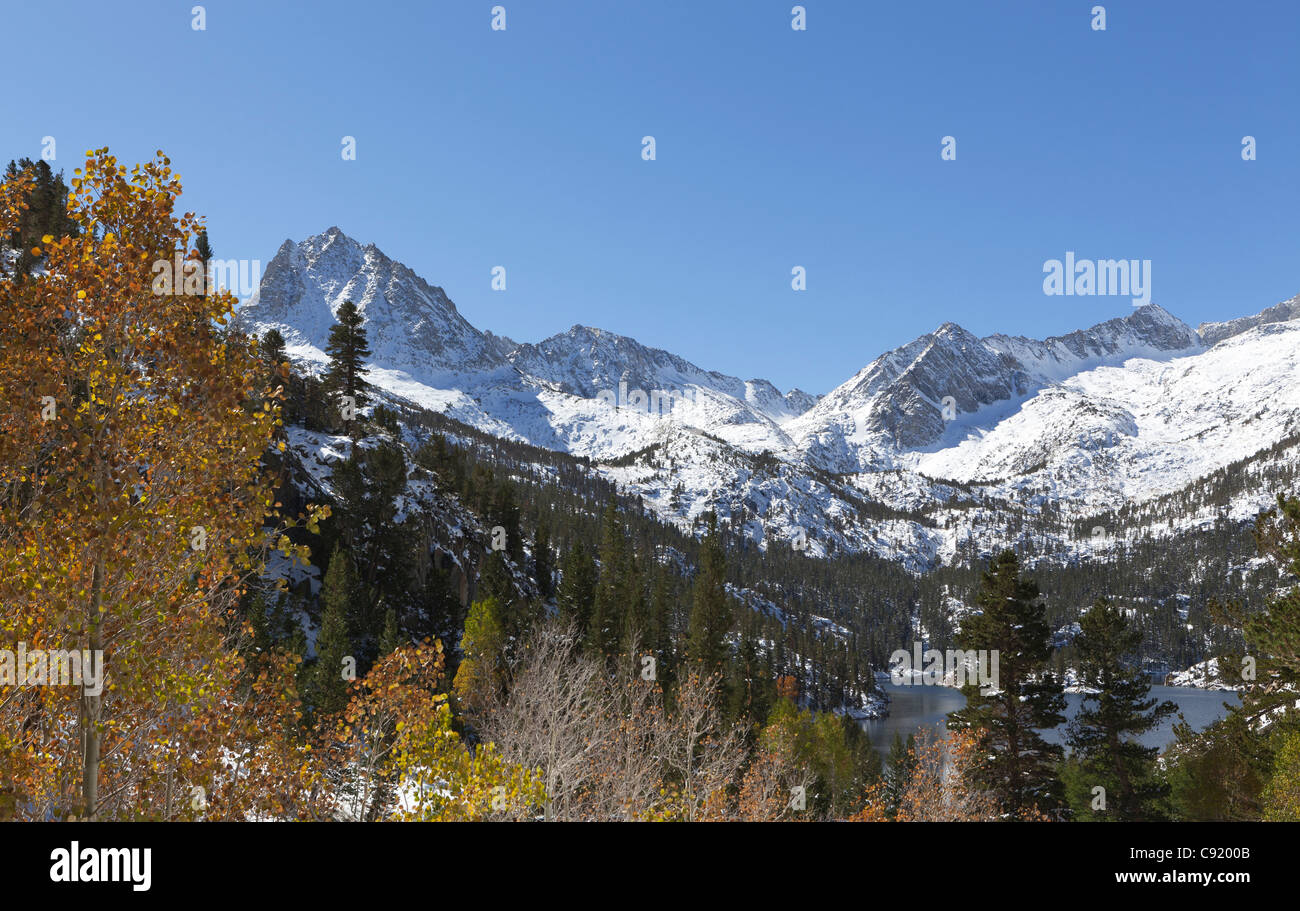 California mountains hi-res stock photography and images - Alamy