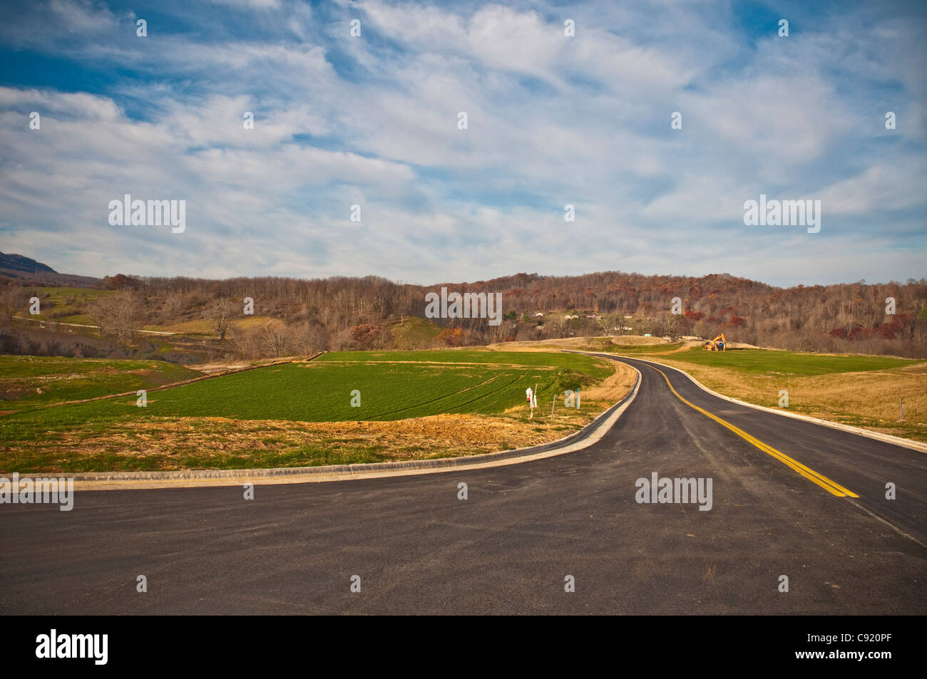 seasonal Fall views. Open road, highway, street Stock Photo - Alamy