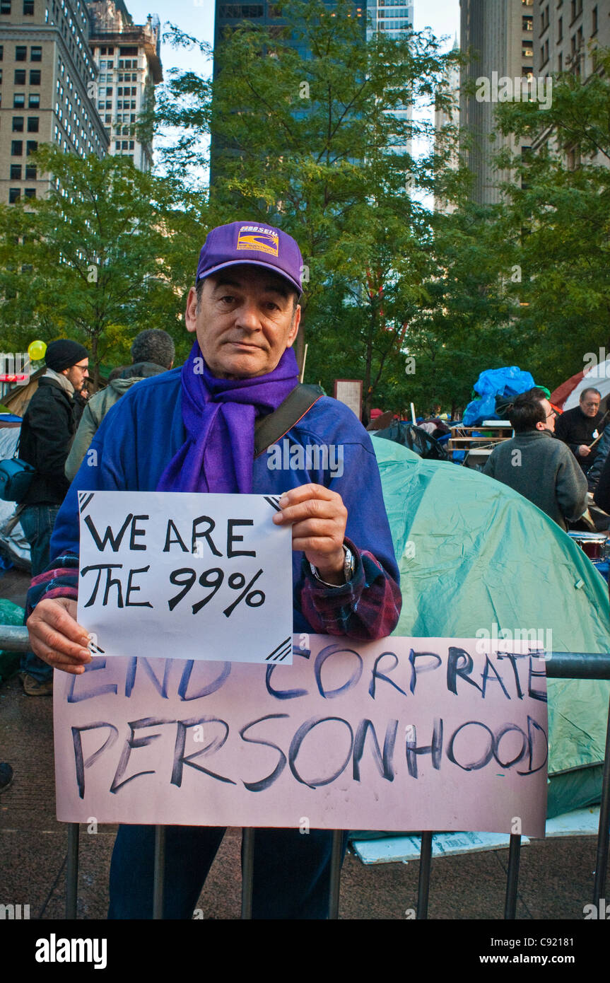 Occupy Wall Street OWS protest demonstration, Zuccotti Park, Manhattan ...