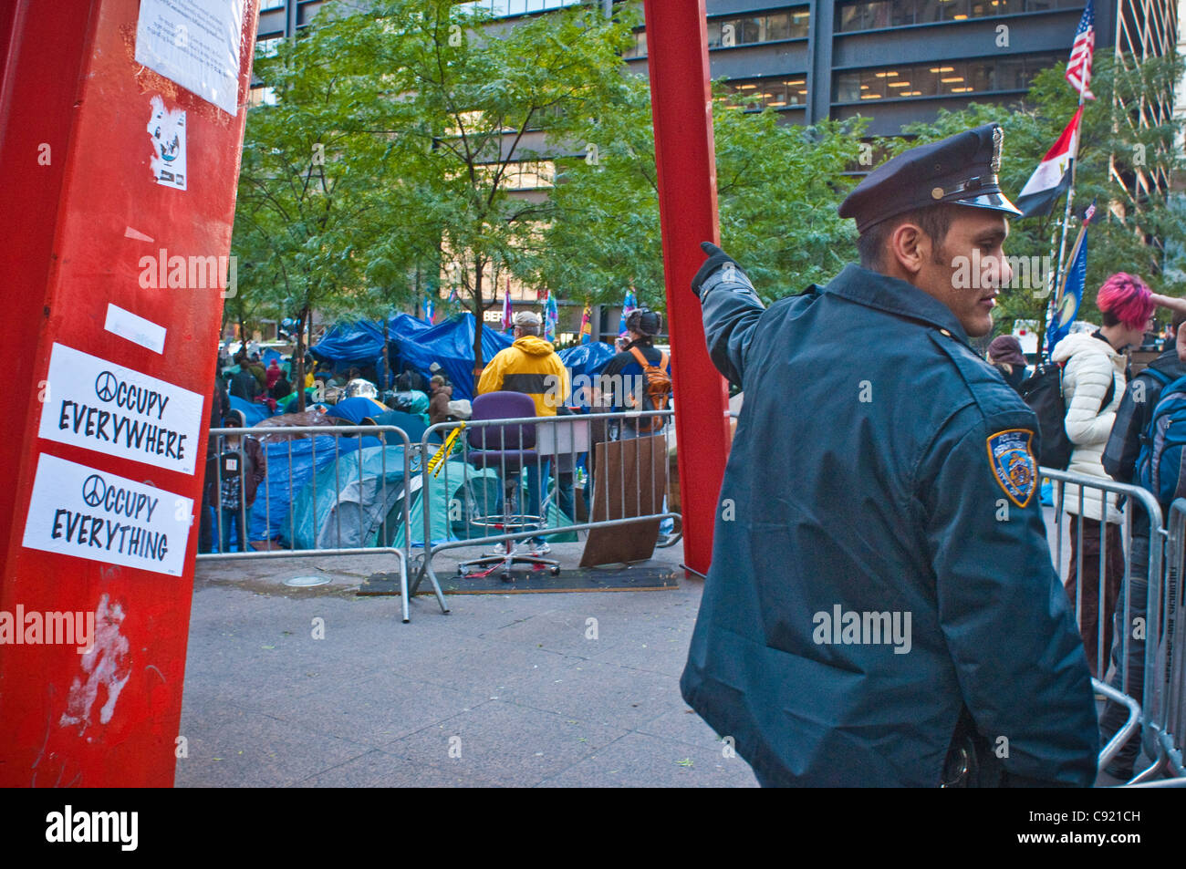 Occupy Wall Street OWS protest demonstration, Zuccotti Park, Manhattan ...