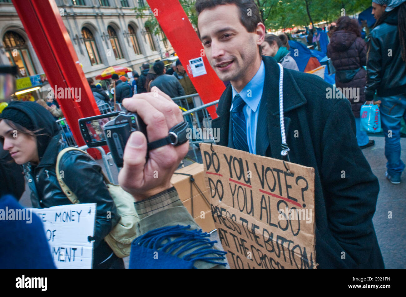 Unique protest signs hi-res stock photography and images - Alamy
