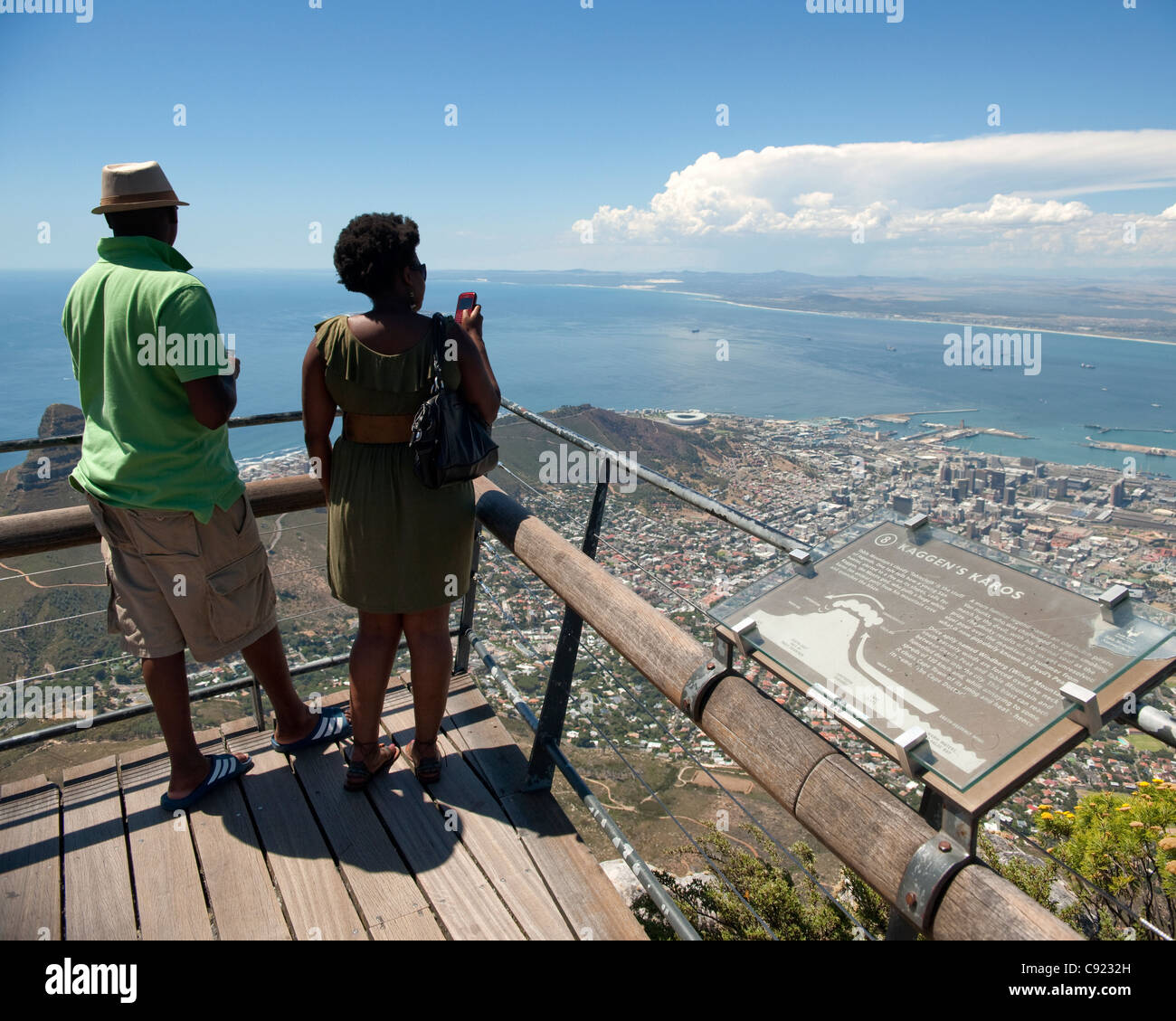 Lookout positions at the top of Table Mountain in Cape Town afford ...