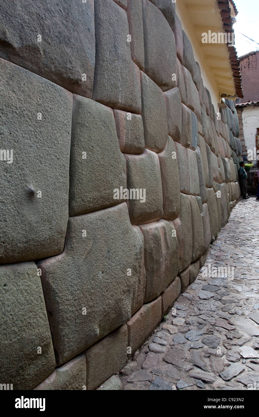 Cusco is a city in the Andes in the centre of the Inca civilization ...