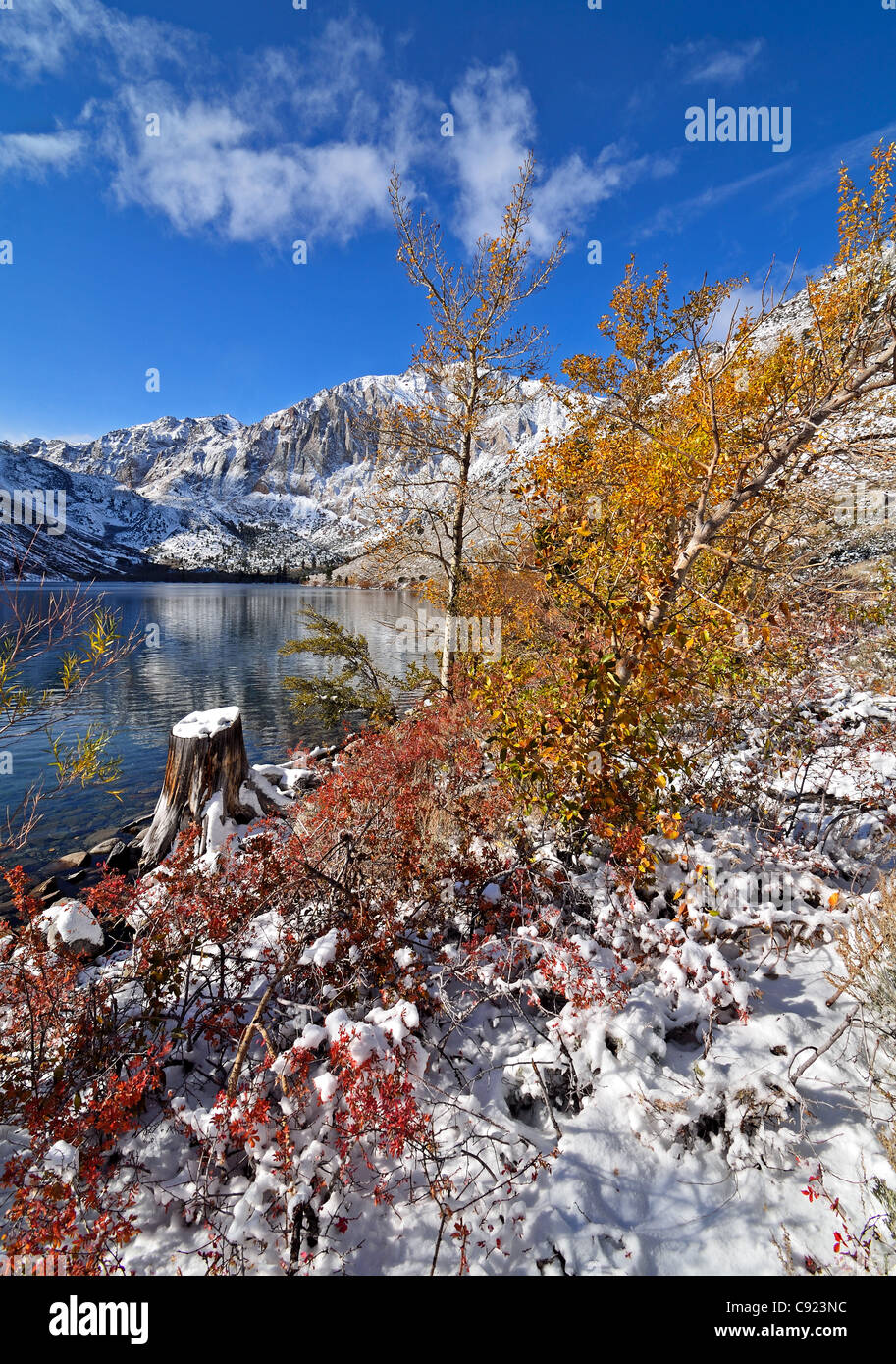 Crowley lake hi-res stock photography and images - Alamy