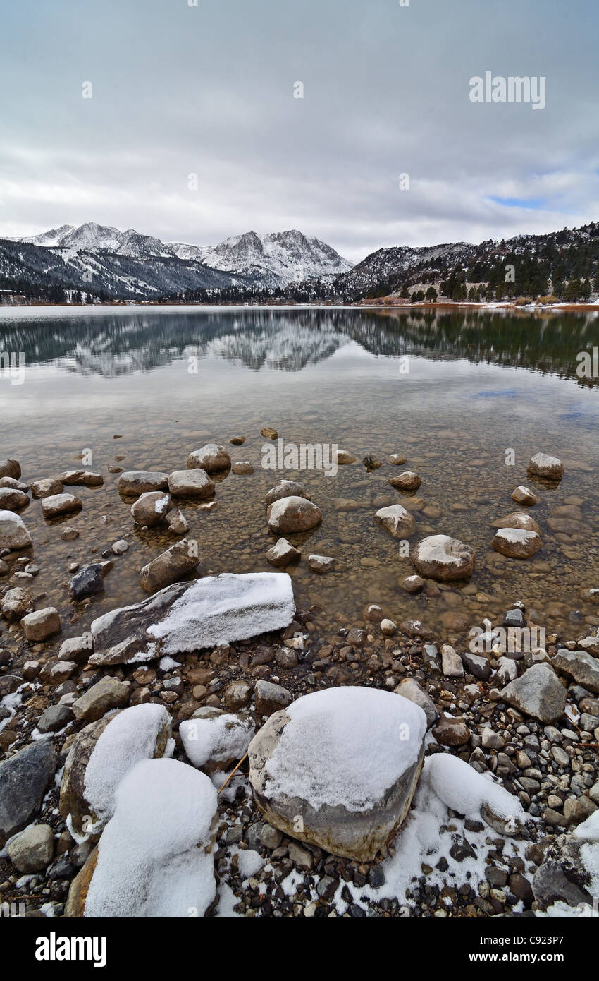 June Lake from June Lake Beach Campground Stock Photo - Alamy