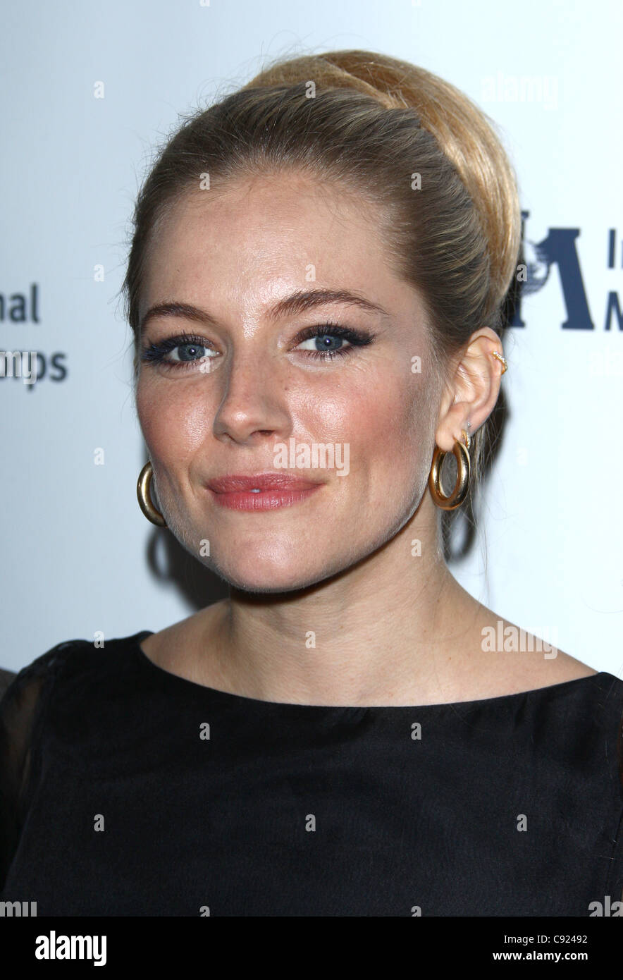SIENNA MILLER INTERNATIONAL MEDICAL CORPS 2011 ANNUAL AWARDS ...