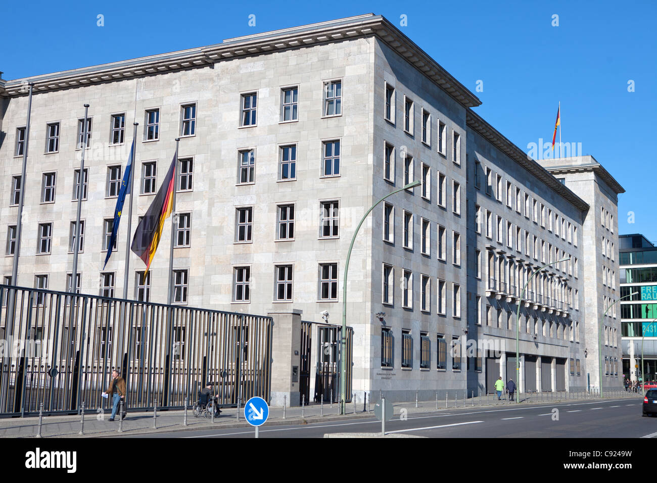 Air Ministry Building High Resolution Stock Photography and Images - Alamy