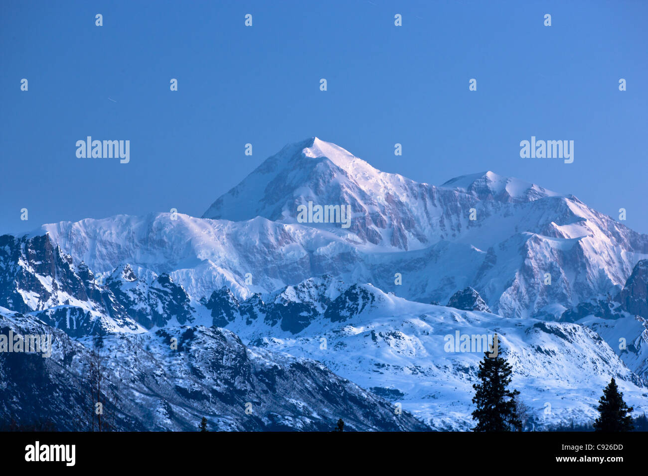 Dawn light on the south side of Mount McKinley and the Alaska Range ...