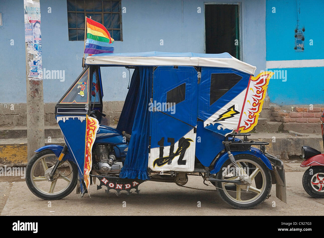 Three wheeled vehicle hi-res stock photography and images - Alamy