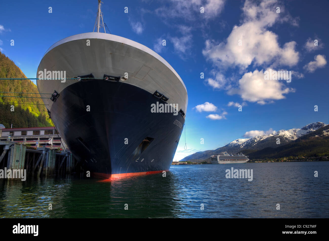 Close up of the Holland America cruise ship Statendam's bow docked at ...
