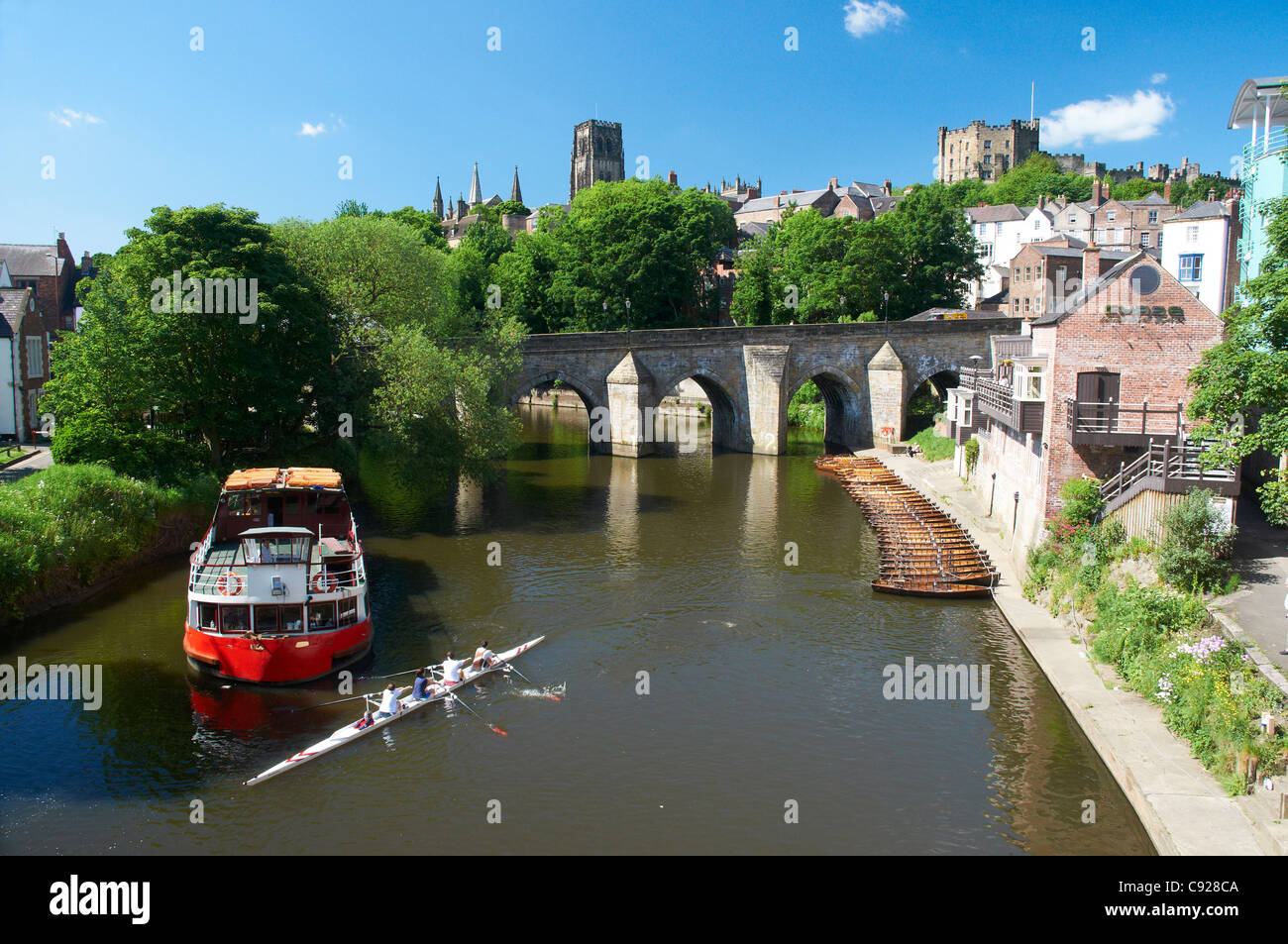 Elvet Bridge over the River Wear in Durham City Stock Photo - Alamy