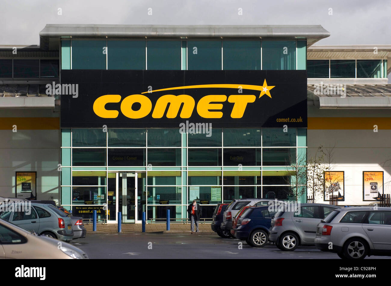 The Comet store at Maesglas Retail Park in Newport, South Wales Stock ...