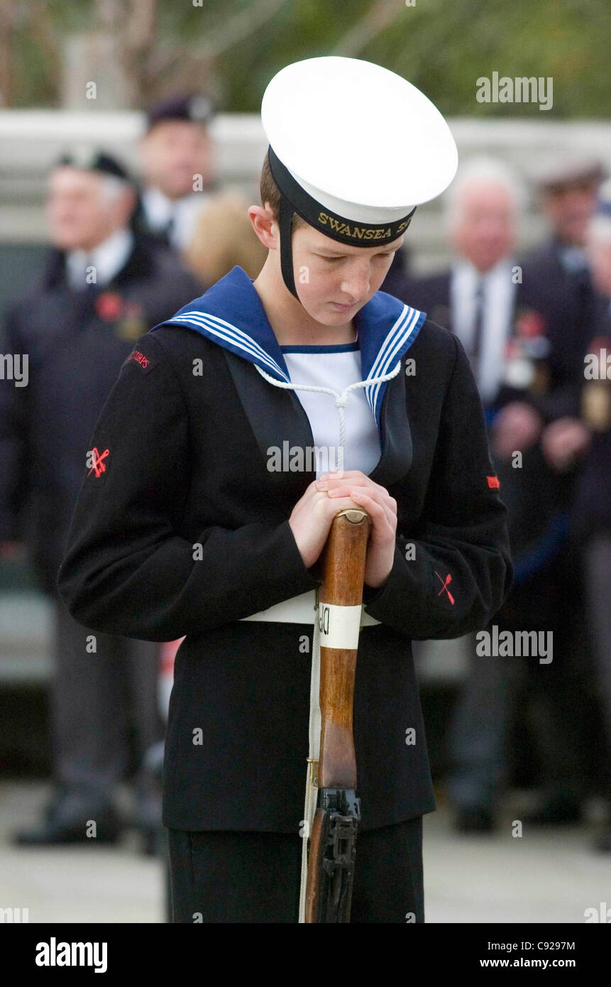 National service of remembrance marking Armistice Day at the Cenotaph ...