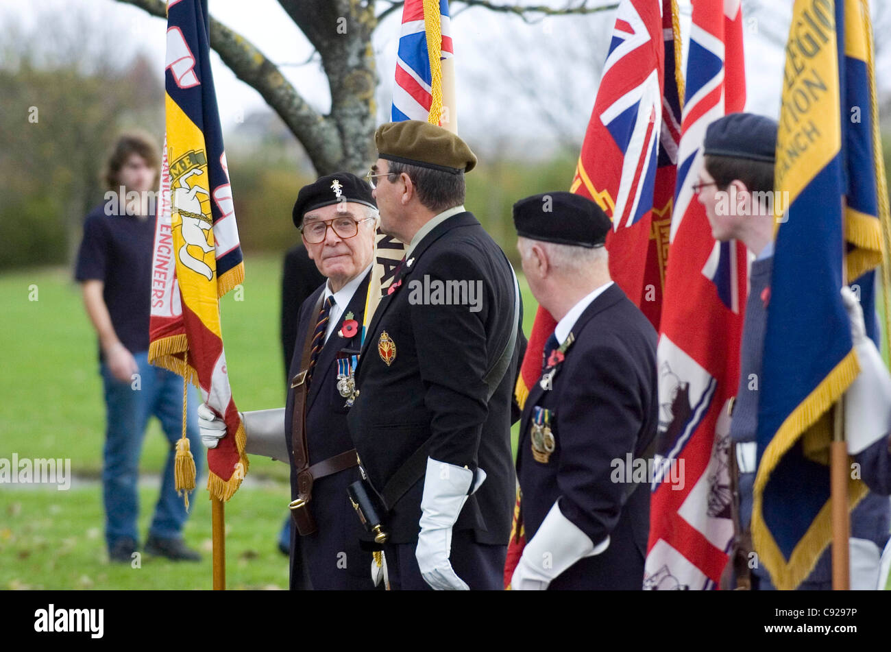 National service of remembrance marking Armistice Day at the Cenotaph ...