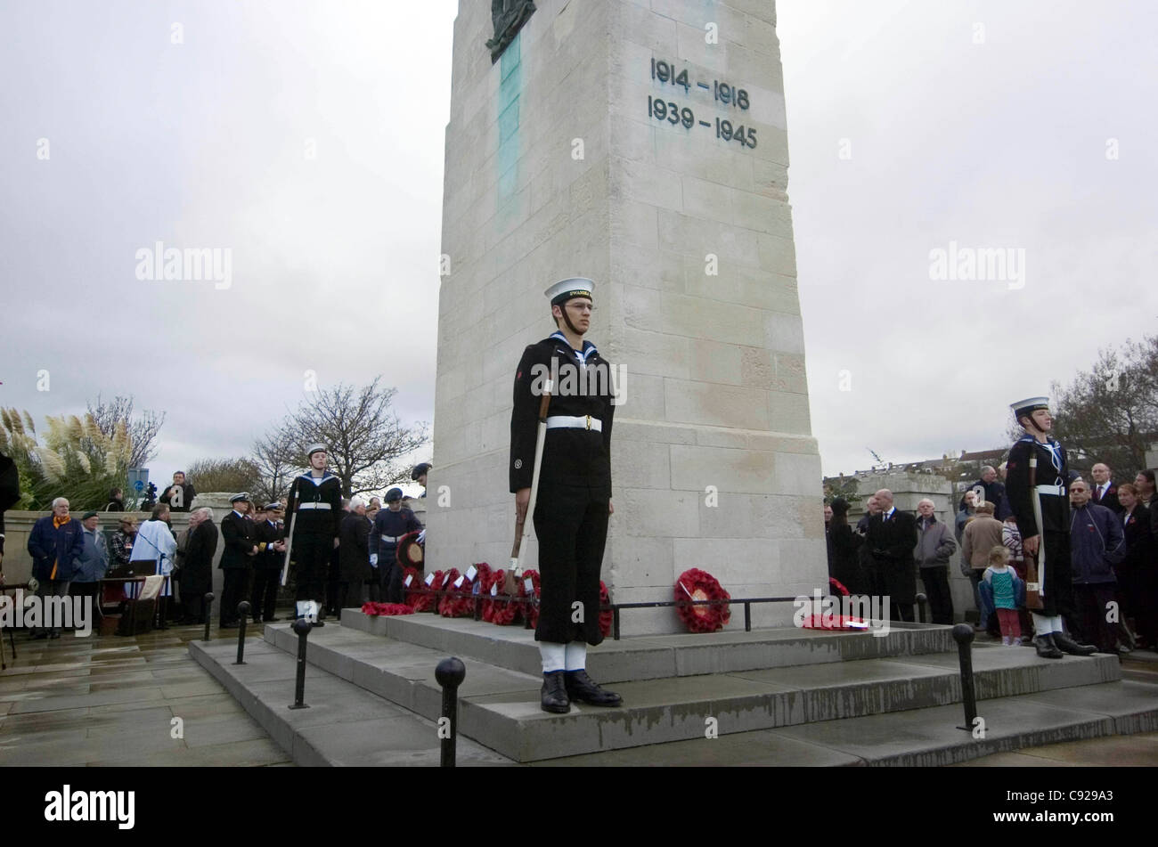 National service of remembrance marking Armistice Day at the Cenotaph ...