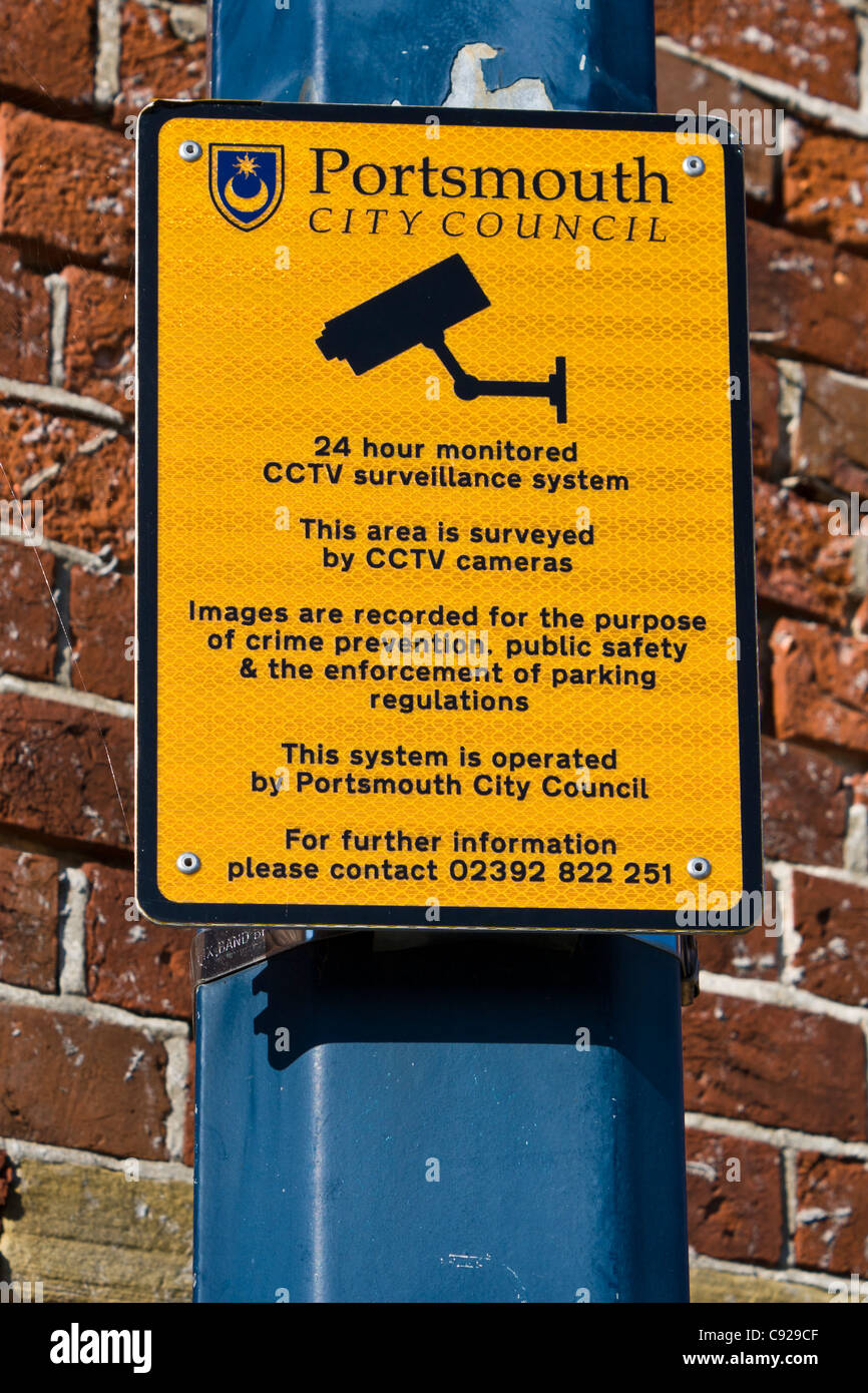 Cctv sign hi-res stock photography and images - Alamy