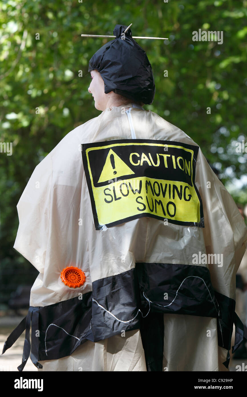 The quirky annual Sumo Run held on a weekend in June, in Battersea Park ...