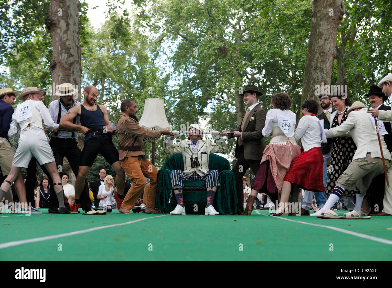 Tug of war olympics hi-res stock photography and images - Alamy
