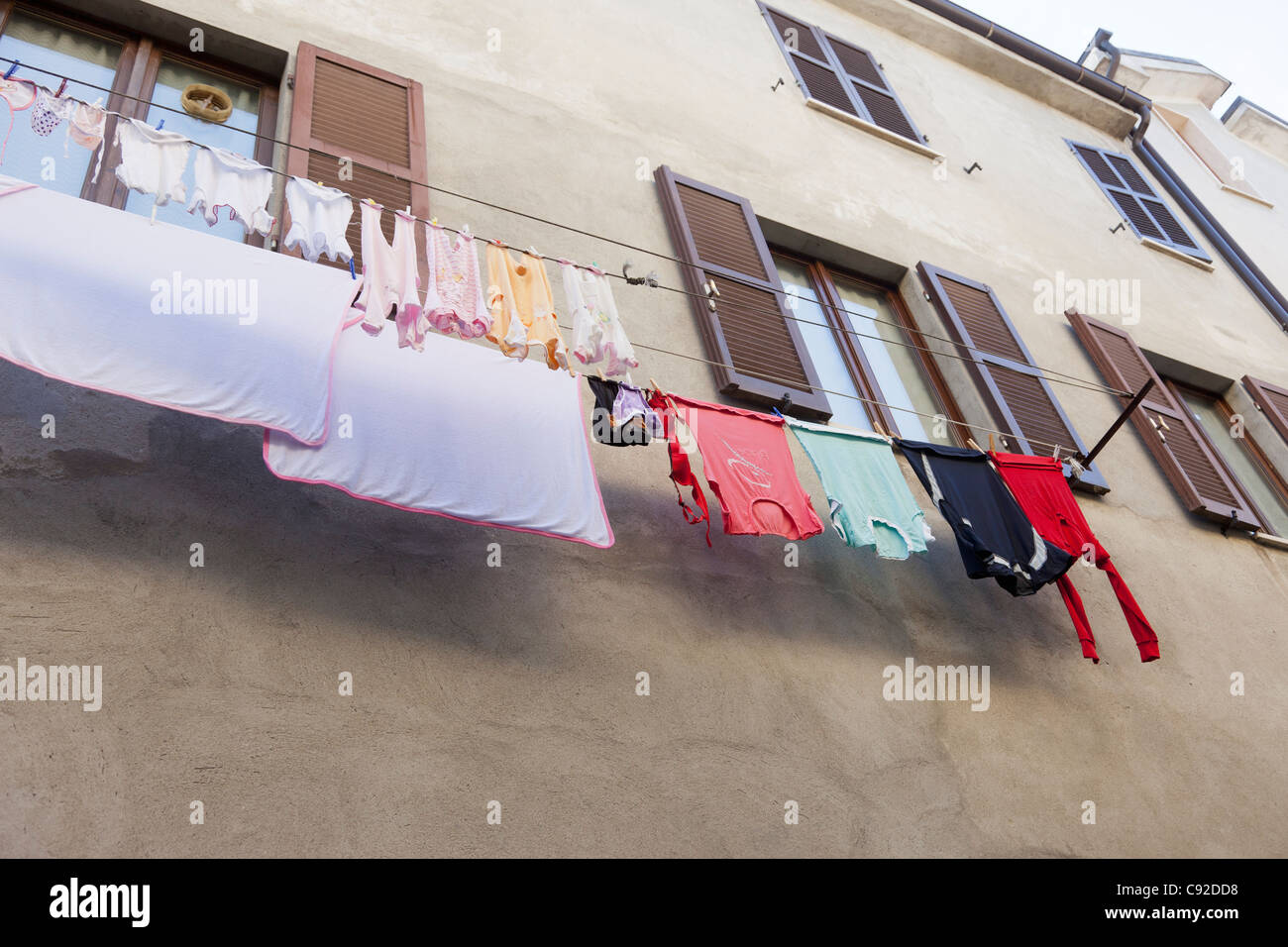 Hanging blanket on clothes line hi-res stock photography and images - Alamy