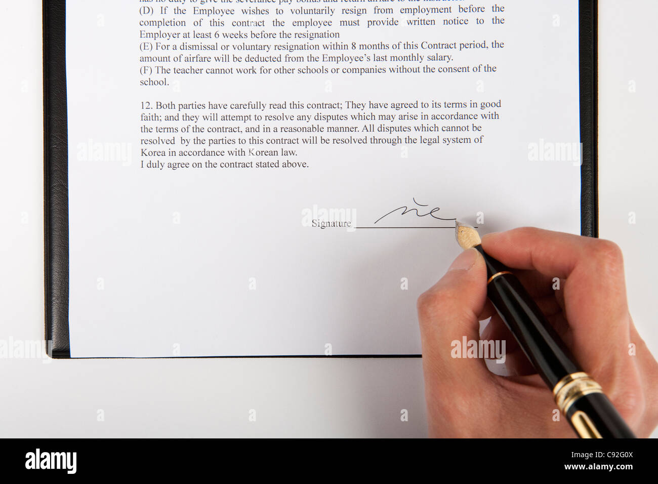 Fountain pen two people hi-res stock photography and images - Alamy