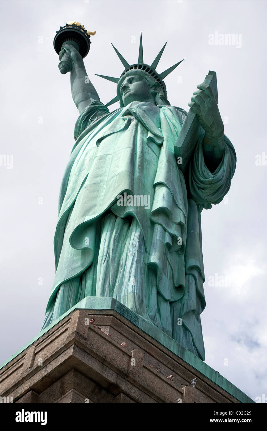 Designer of statue of liberty hi-res stock photography and images - Alamy