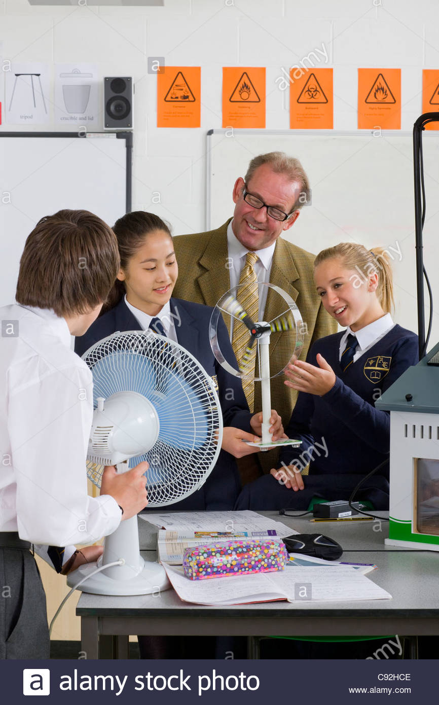 Teacher Students In School Uniforms Stock Photos & Teacher Students In ...