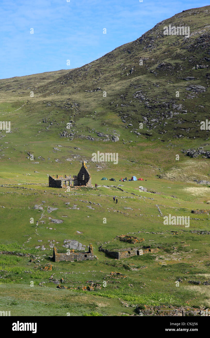 Mingulay village hi-res stock photography and images - Alamy