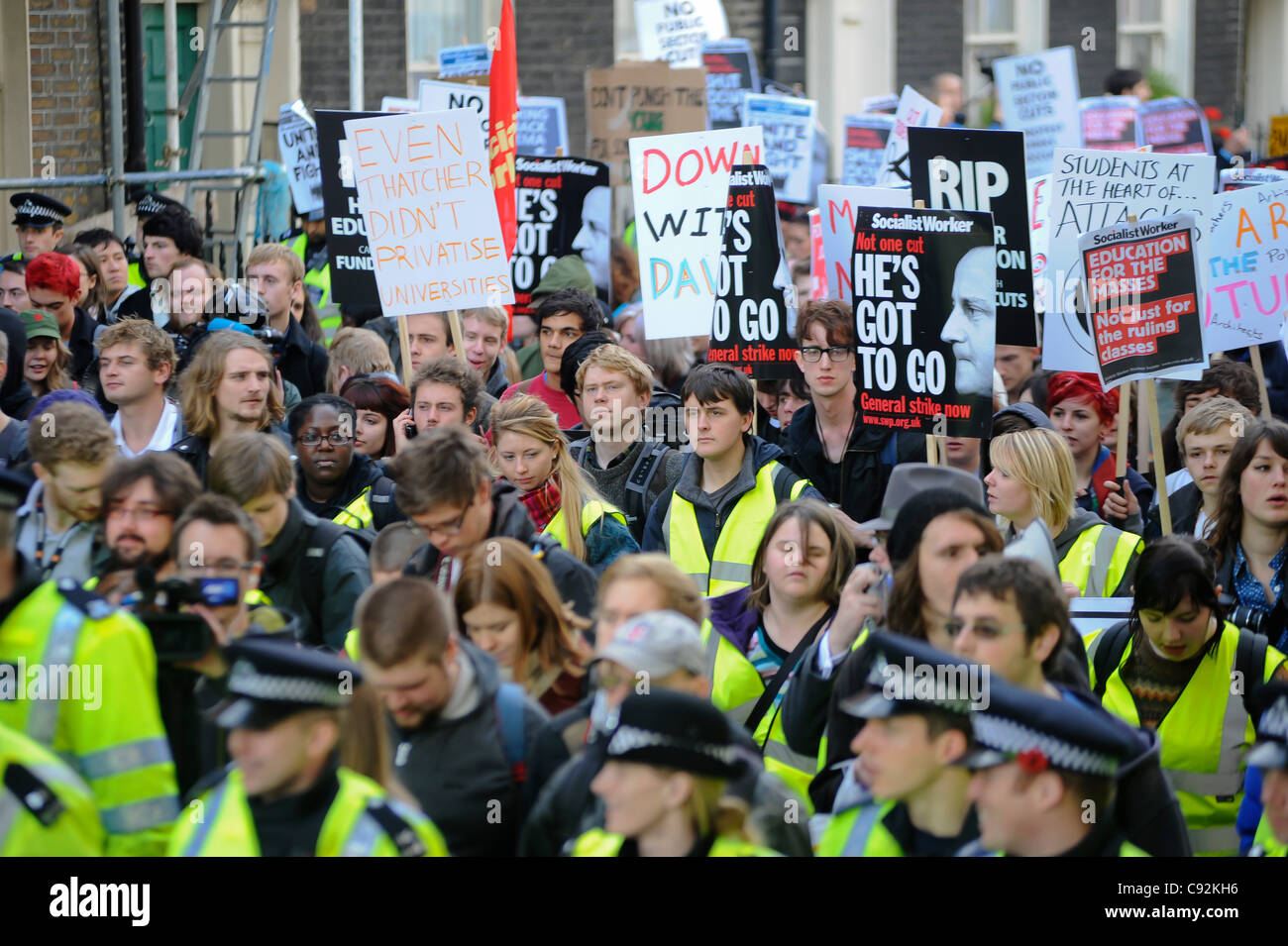 09.11.11, LONDON Student protest march from London University, Students ...