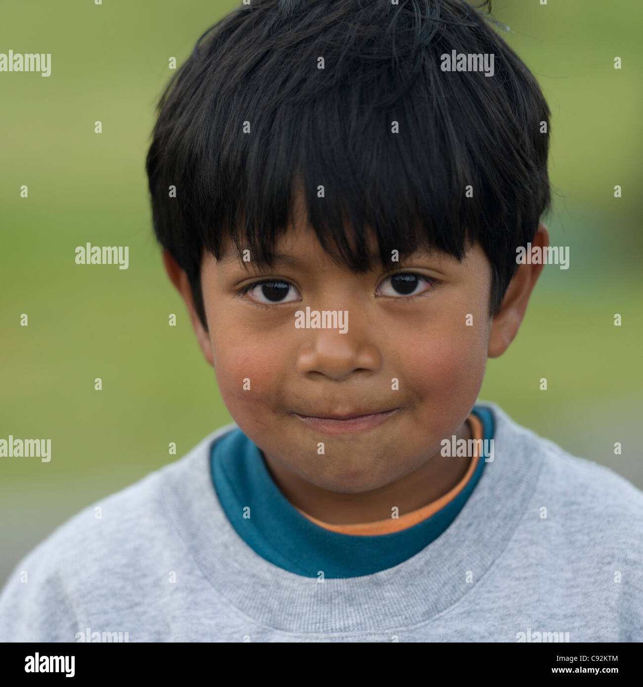 Ecuador portrait boy hi-res stock photography and images - Alamy