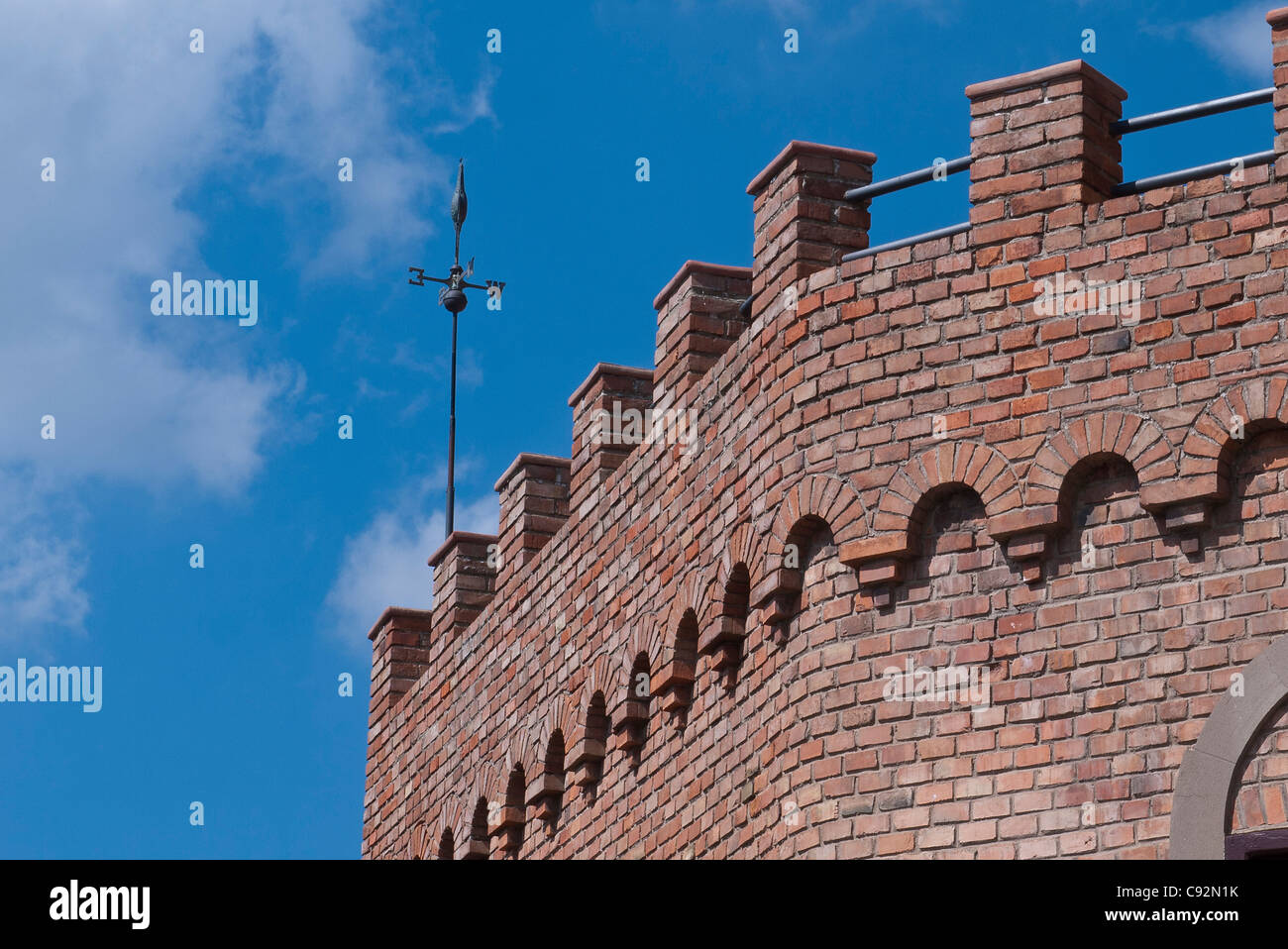 Crenelations hi-res stock photography and images - Alamy