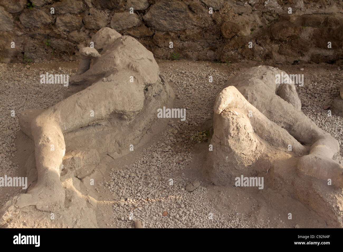 Plaster cast bodies pompeii hi-res stock photography and images - Alamy